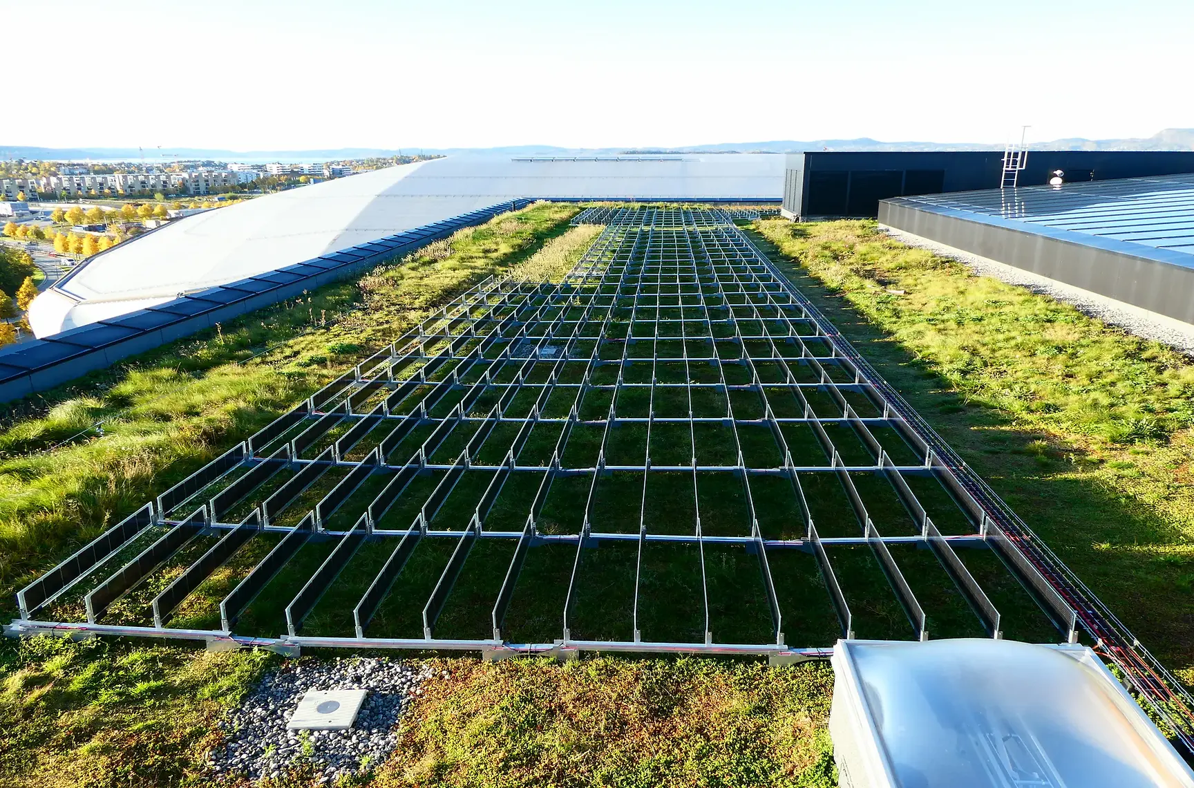 Solceller för platt tak | Ballastfria | Over Easy Solar